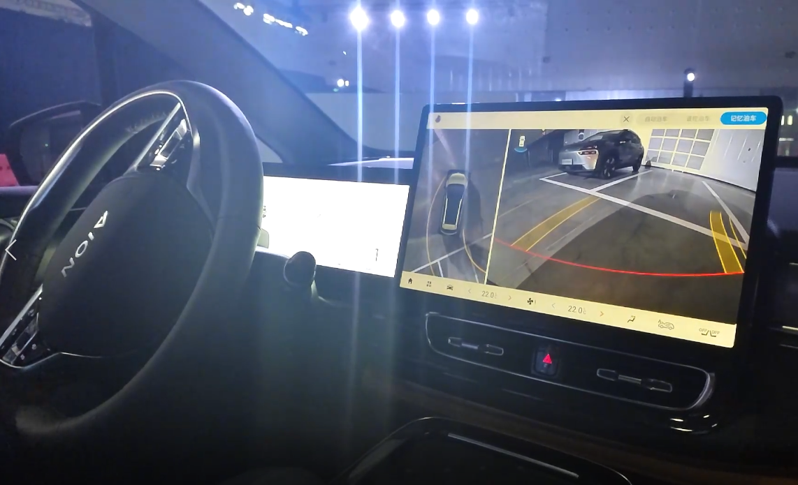 这款纯电SUV，轴距达2830mm，五分钟能充207公里，续航超700公里_汽场买车