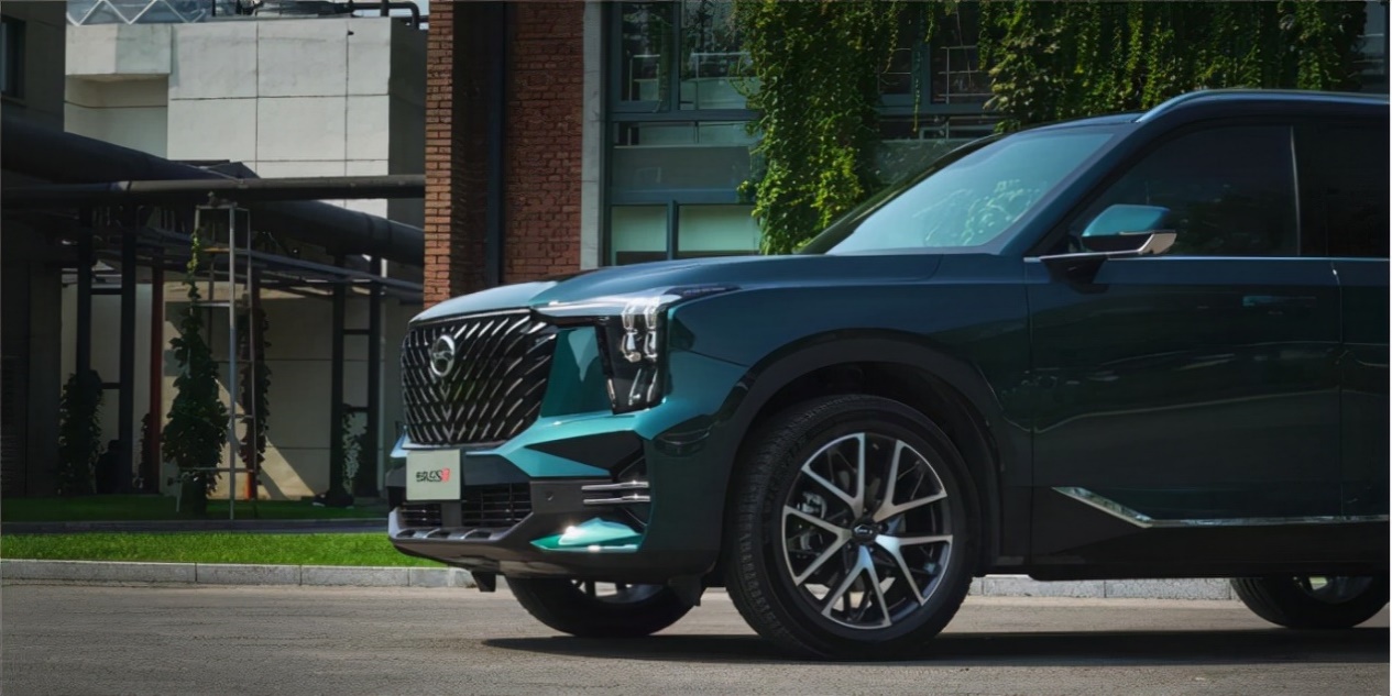 预售18.88万元起，全新第二代传祺GS8能把汉兰达拉下神坛吗？_汽场买车