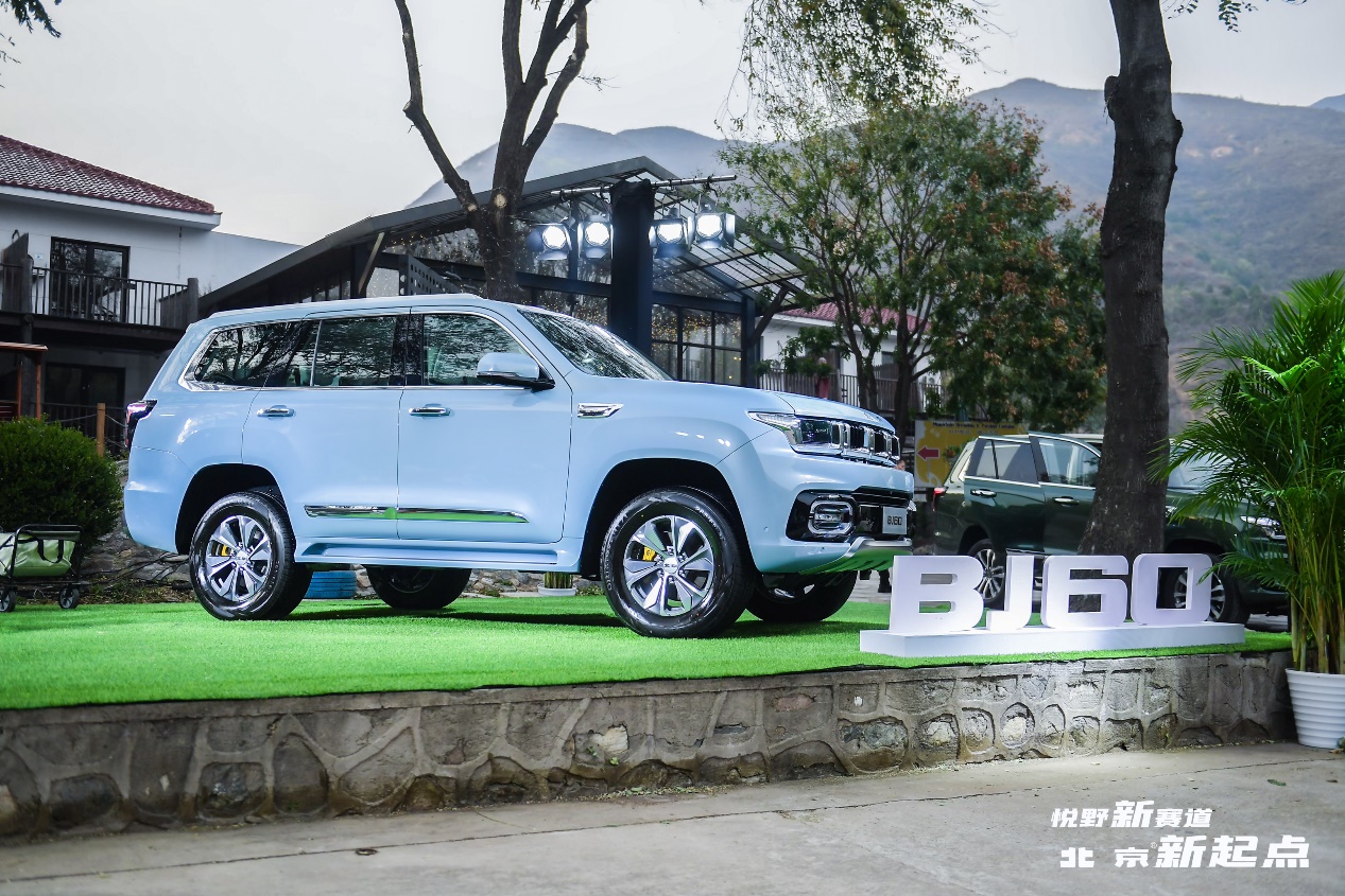 网红BJ60预售订单已超6000，已定于11月广州车展正式上市_汽场买车