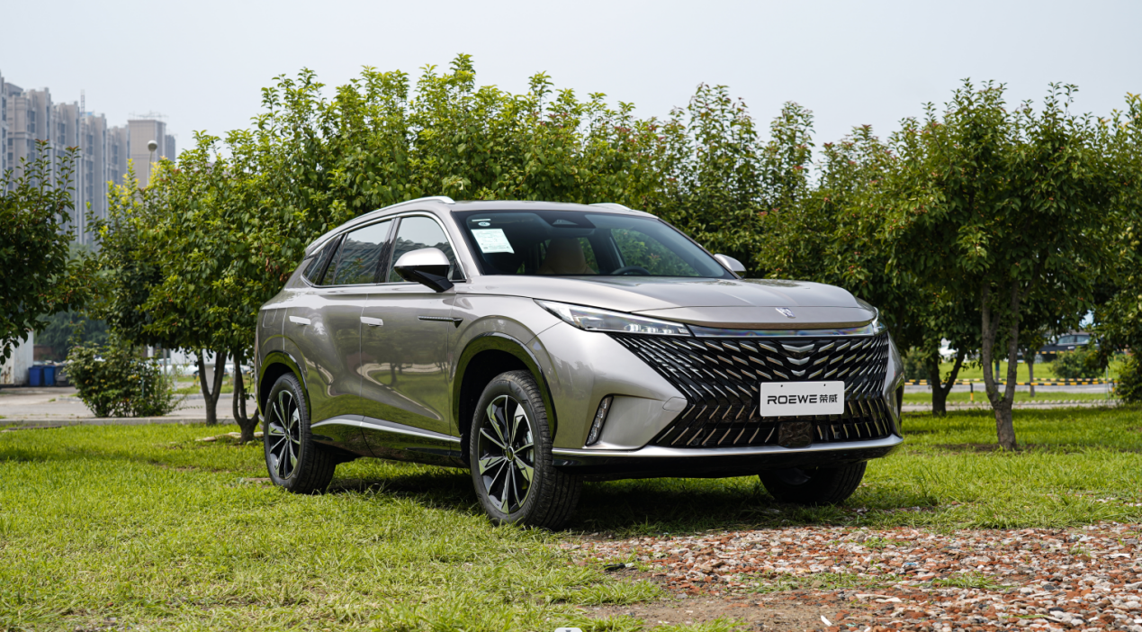 真·油电同价的全新荣威超混eRX5让你明白什么是新国民神车_汽场买车